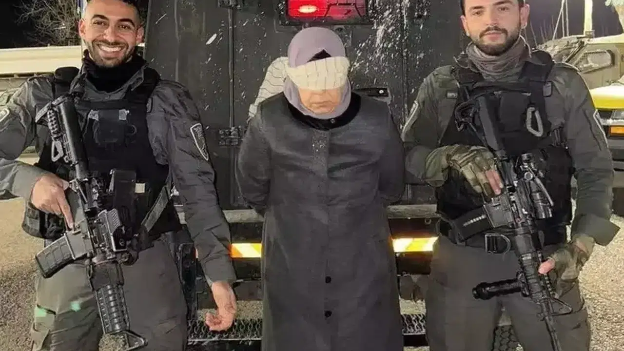 İsrail Askerlerinden Skandal Poz! Yahya Ayyaş'ın Eşi Gözaltına Alındı ...